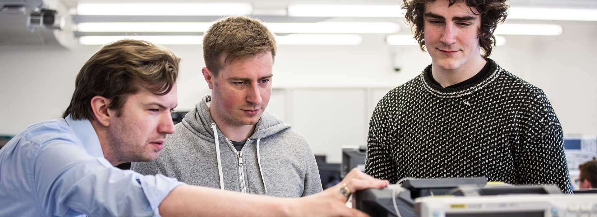 Electronic Teaching Laboratory | Engineering Facilities | RGU